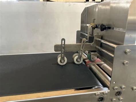 industrial batch coding conveyor machine at ₹ 115000 piece कोडिंग कन्वेयर in ahmedabad id