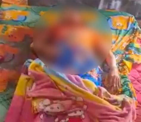 ព័ត៌មានបឋម ស្រ្តីម្នាក់ត្រូវជនមិនស្គាល់មុខយកកាំបិតអារ កសម្លាប់ចោលនៅក្នុងផ្ទះ សារព័ត៌មាន នគរវត្ត