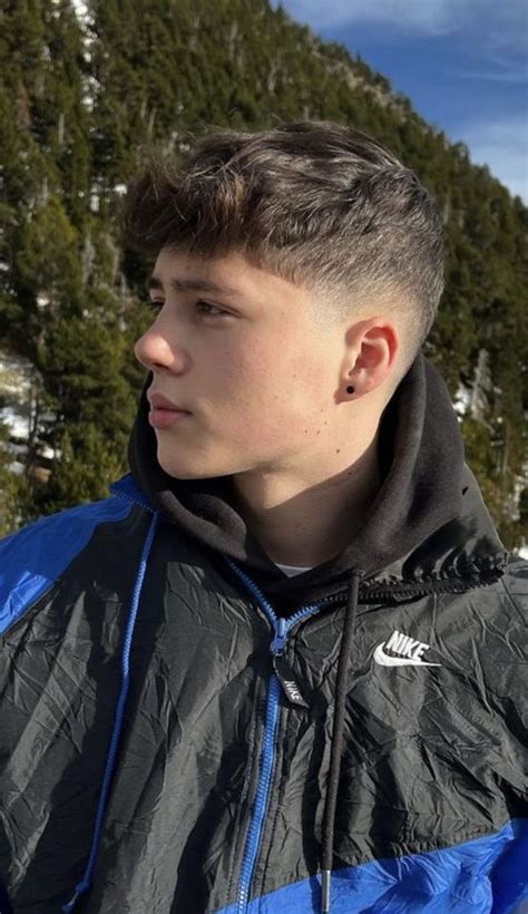 Pin di gabriel su Guardado rápido Capelli lunghi uomo rasati Capelli ragazzo Capelli uomo