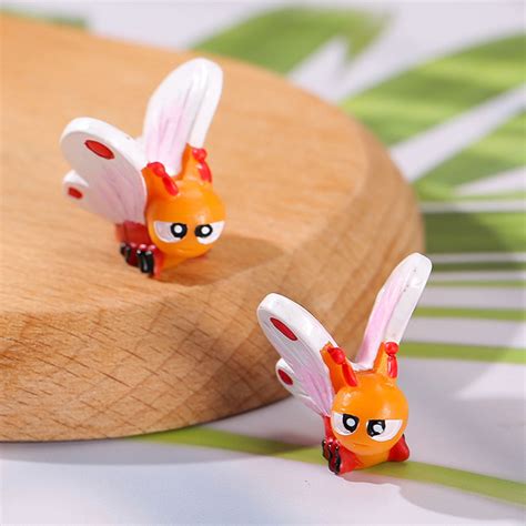 Simulated Aesthetic Butterfly Figurines Casting Micro Landscape