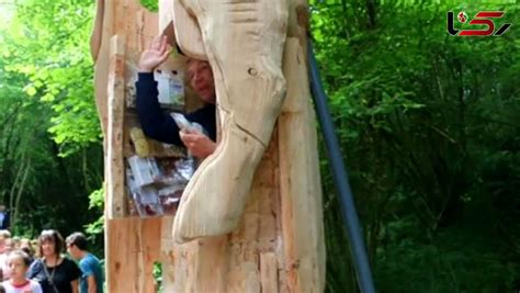 از خوابیدن روی تخم مرغ تا خوردن کرم و سوسک کارهای عجیب یک هنرمند فرانسوی عکس