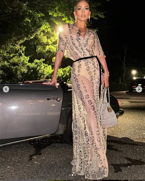 In A Series Of Stunning Portraits Jennifer Lopez Showed Off Her Toned