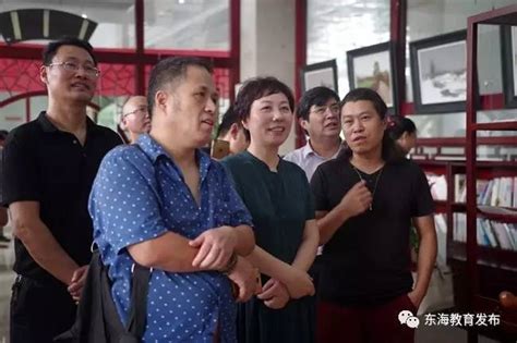 今日头条︱《乡土》——李春华绘画作品展顺利开展