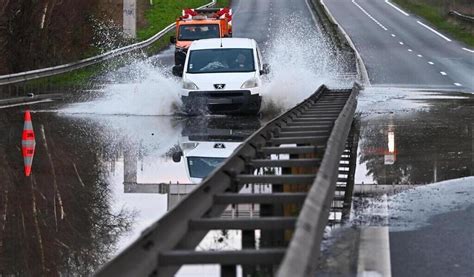 Info trafic une voie du périphérique de Nantes fermée à cause dune