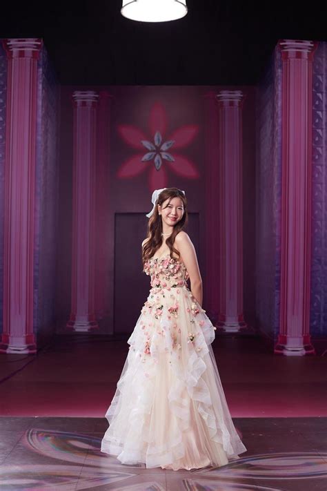 Ngỡ Ngàng Nhan Sắc Của Lee Hooyeon Từ Đảo Thiên Đường đến Bước Nhảy