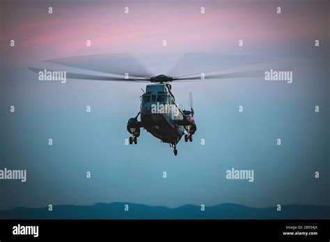 Canadian Rescue Helicopter Hi Res Stock Photography And Images Alamy