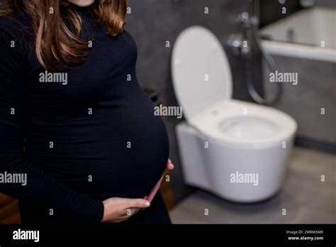 Incontinence And Frequent Urination During Pregnancy Pregnant Woman