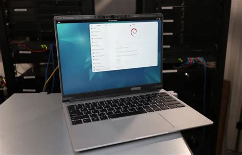 Cachyos Clear Linux And Debian 13 Deliver The Best Performance On Framework Laptop 13 With Amd