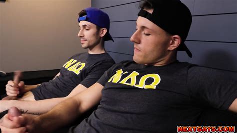 Kane Fox Proves Ryder Owens That He Has The Biggest Dick Anyone Would