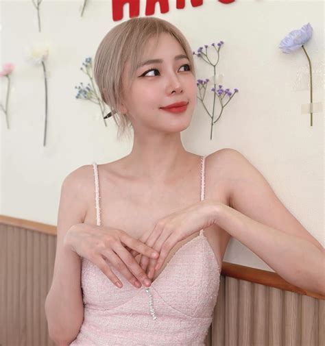 Ig นิวเคลียร์ หรรษา จึงวิวัฒนวงศ์ Sweet Treats 🩷☕️ Pearly Bath Instagram