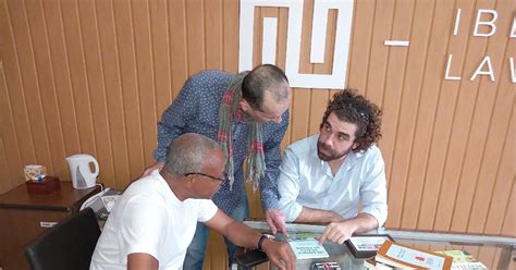 Revista Livros Andleituras Secretário De Estado De Angola Assina Projeto