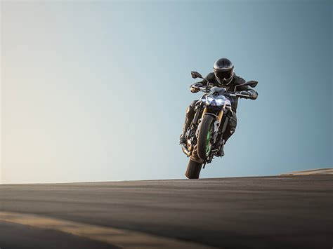 New 2025 Kawasaki Z900 Se Abs Seneca Pa Specs Price Photos