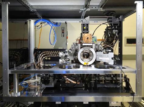 physicists achieve fault tolerant control of an error corrected qubit