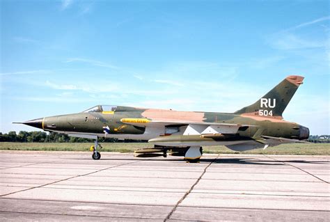 Republic F 105