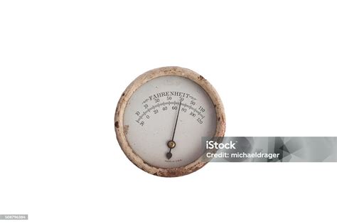 Termometer Melingkar Logam Berkarat Vintage Analog Foto Stok Unduh