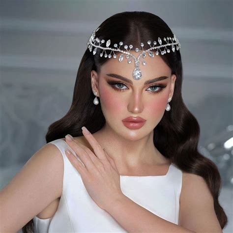 Wonrlua Wedding Hair Accessories For Brides Rhinestone Forehead