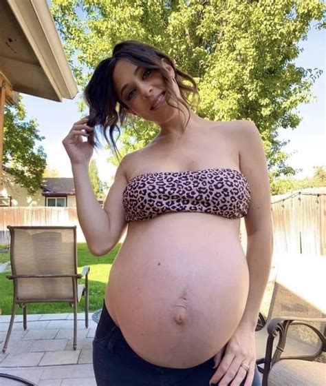 Twin Pregnancies Are The Best R Clothedpreggo
