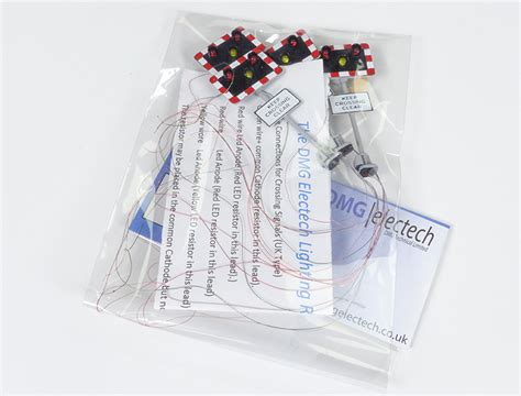 Just In Level Crossing Lights From DMG Electech World Of Railways