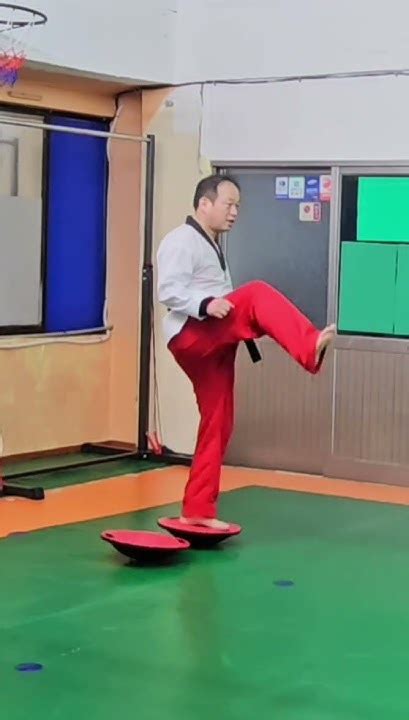 밸런스 무릎들기 Youtube