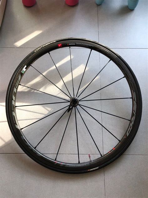 Fulcrum racing zero Carbon rim brake 運動產品 單車及配件 單車 Carousell
