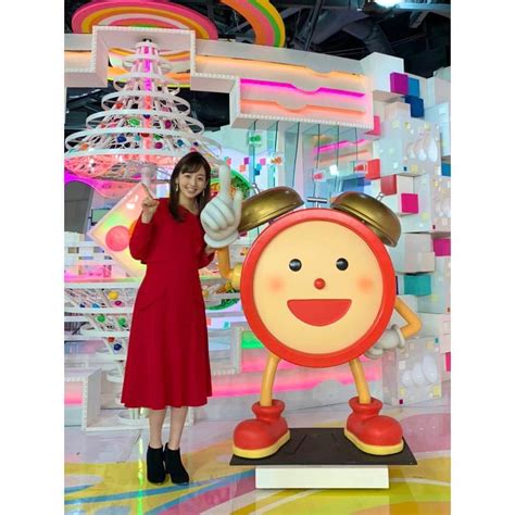 伊藤弘美さんのインスタグラム写真 伊藤弘美instagram「☺︎﻿ ﻿ こんにちは♪﻿ 明日のめざましどようびのあとは﻿ めざトク