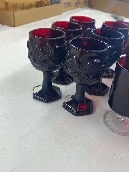 Ruby Red Glasses Isabell Auction