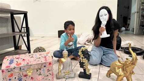 ছুটির দিনে বাচ্চাদের সঙ্গে নিয়ে খুব সুন্দর করে Hall Room টা সাজিয়ে