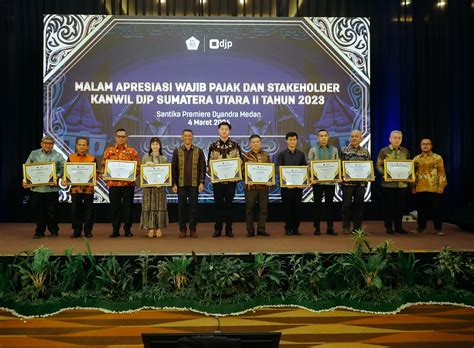 Pemkab Batu Bara Terima Apresiasi Penghargaan Wajib Pajak Kanwil DJP