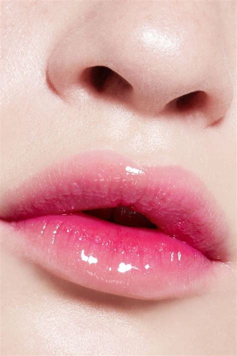 Labsolu Gloss Non Sticky Lip Gloss In 3 Finishes Lancôme Winter Beauty Tips Beauty Hacks