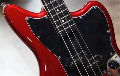 Guitars Bass Guitars Fender And Squier Bass Guitars Fender Squier