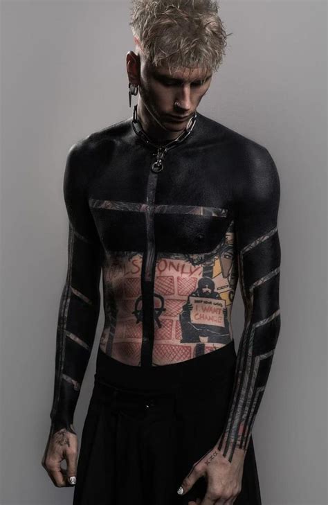 Machine Gun Kelly Unveils Full Body ‘blackout Tattoos Nt News