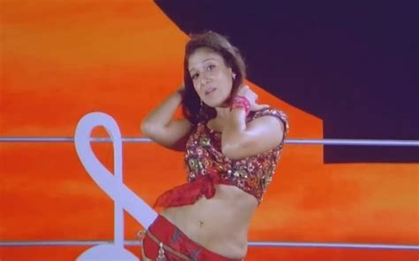 Nayanthara Hot In Tulasi Song