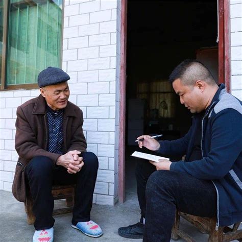 万山：“三式”提高驻村干部乡村振兴工作成色一线