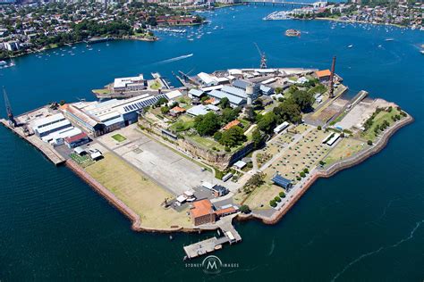 Sydney Harbour Islands Shark Island Cockatoo Island More