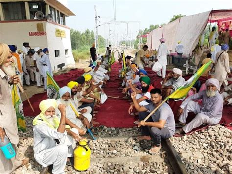 Farmers In Punjab Haryana Intensify Protests Against Farm Bills Oppn
