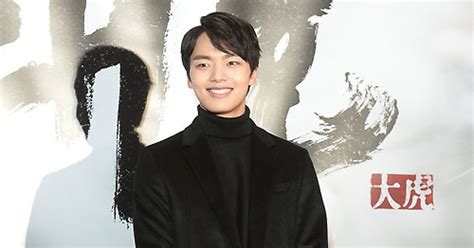 [포토]여진구 추위 녹이는 미소
