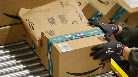 Le Plus Que Centenaire Indice Dow Jones Sapprête à Accueillir Amazon