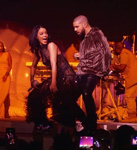 Rihanna And Drake Perform Together In Miami During Rihannas Anti Tour