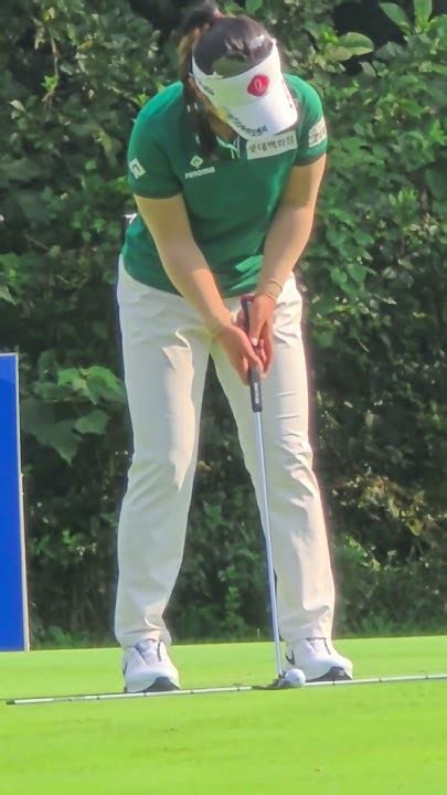 Klpga 이소영프로 퍼팅연습중 Golf 골프 Golfswing 골프스윙 Automobile 골린이 골프레슨