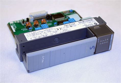 Used Allen Bradley 1746 Ow8 Slc500 Digital Contact Output Module Series A