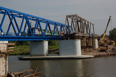 Wielka modernizacja linii kolejowej do Poznania w toku W przyszłym roku pociągi pojadą szybciej