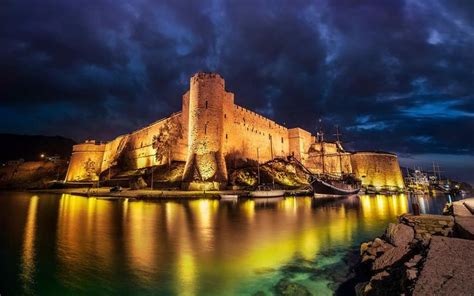 Burhan 📷 On Twitter Castle Cool Places To Visit Places To Travel
