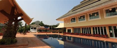 ที่พัก • สัมมนา • ท่องเที่ยว สวนผึ้ง ราชบุรี ภูผาผึ้ง รีสอร์ท