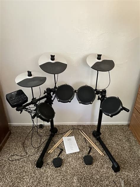 Alesis Debut Kit | Reverb