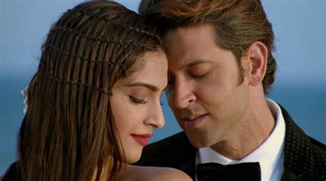 Hrithik Roshan Sonam Kapoors ‘dheere Dheere Song Crosses 100 Mn Mark