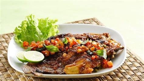 Cara Bikin Ikan Bakar Bumbu Kacang Super Enak Jadi Menu Makan Malam