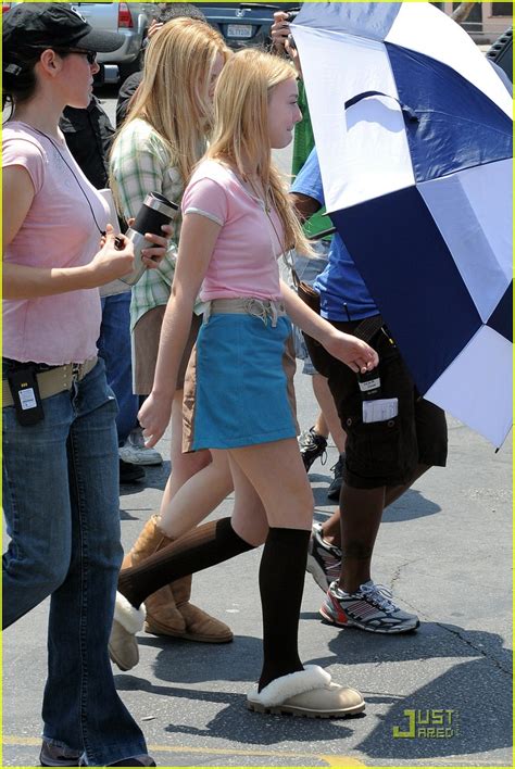 Full Sized Photo Of Dakota Fanning Denim Jumpsuit 02 Photo 2007041