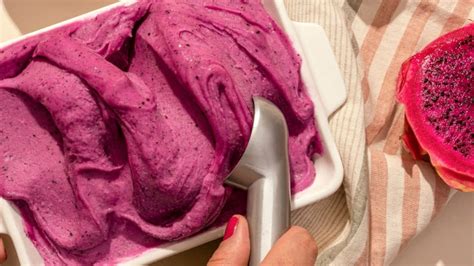 Bacio Di Latte Lança Gelato De Pitaya And Cambuci Gkpb Geek Publicitário