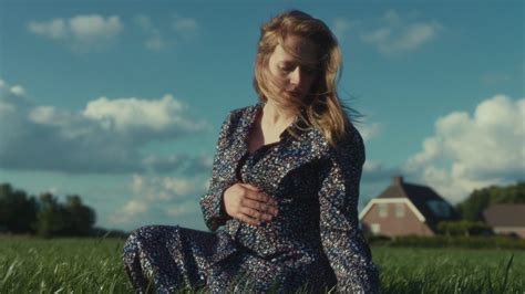 ฟรีสแลนด์คัมพิน่าฉลองก้าวสู่ปีที่ 151 เชิดชูเกียรติสมาชิกเกษตรกรโคนมด้วยภาพยนตร์ขนาดสั้น A New