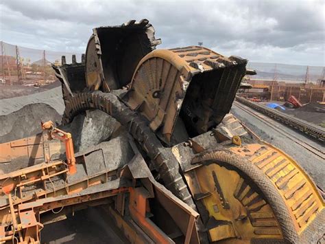 Bucket Wheel Reclaimer With Impact Resistant Bucket Wheels For Ore